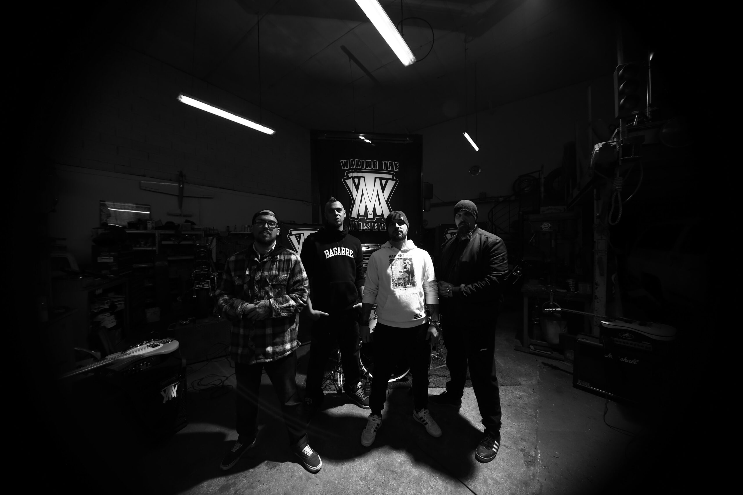 WAKING THE MISERY : découvrez 4 titres issus du nouvel album